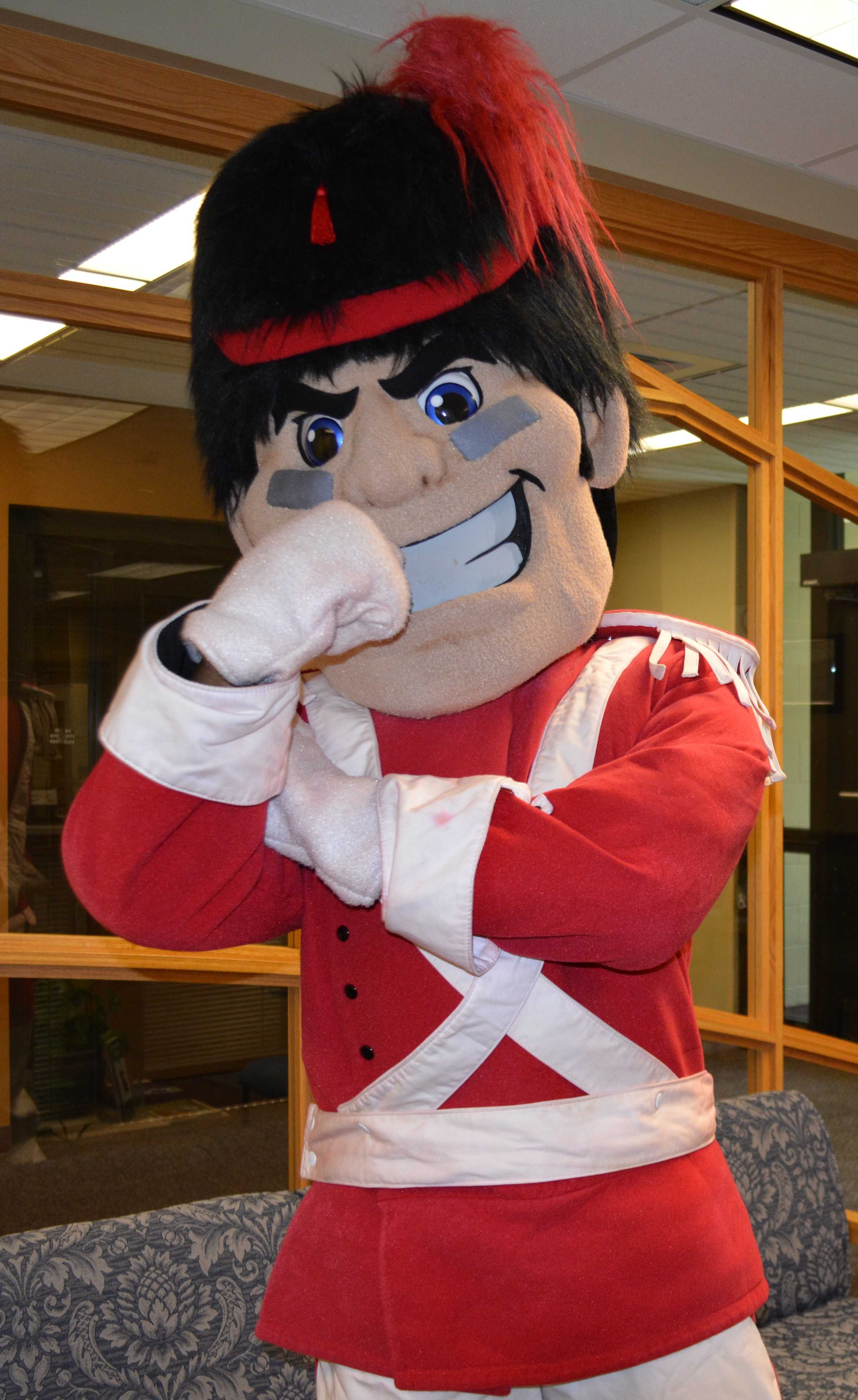 Gus gets Grenadiers going – The Horizon